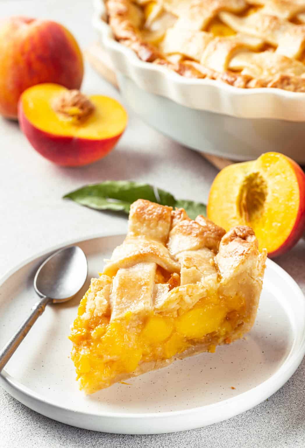Easy Homemade Peach Pie Recipe | A Farmgirl's Dabbles