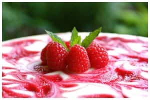 Homemade Raspberry Cheesecake Recipe | A Farmgirl's Dabbles