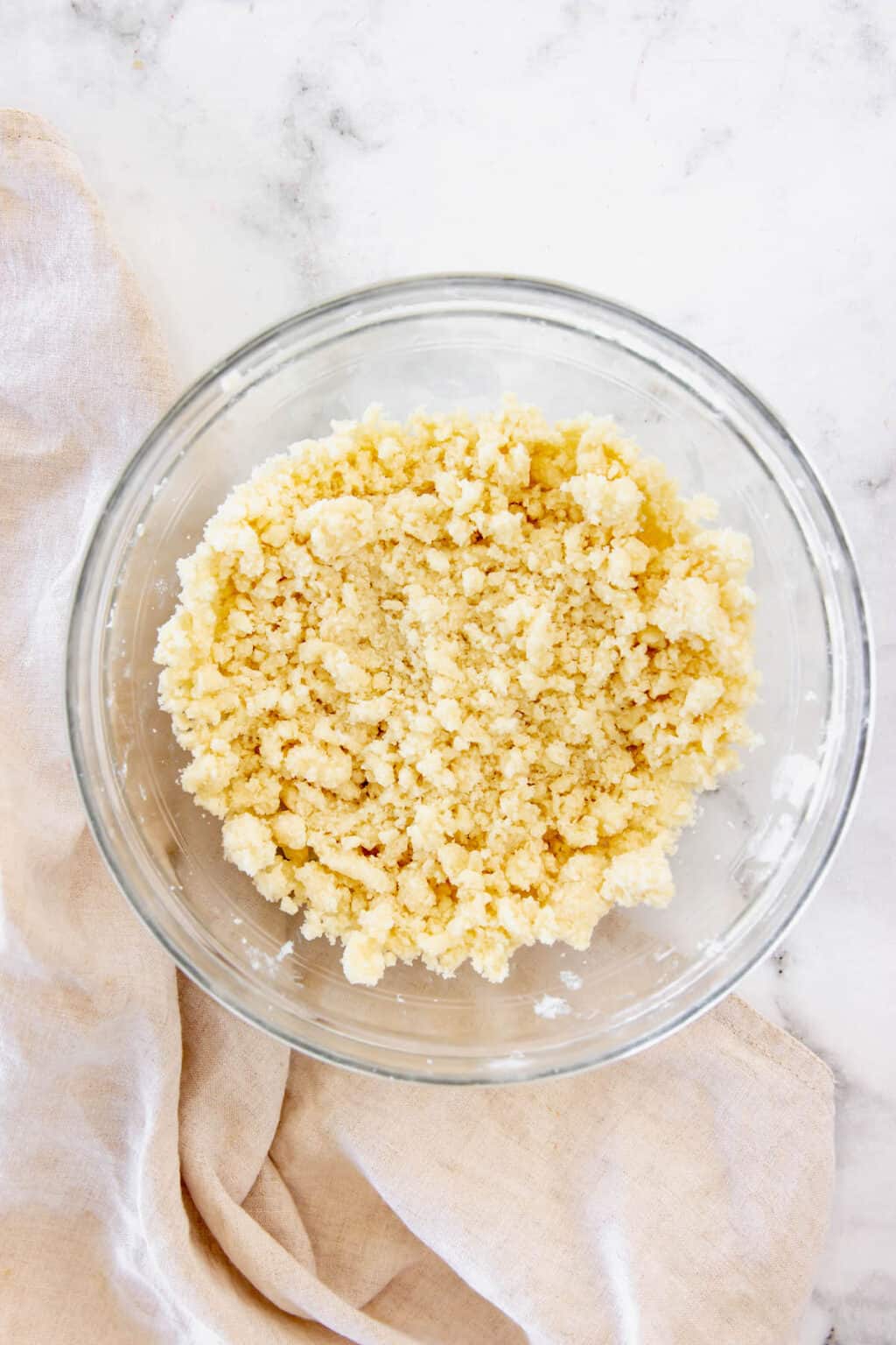 Raspberry Rhubarb Skillet Coffee Cake l A Farmgirl's Dabbles