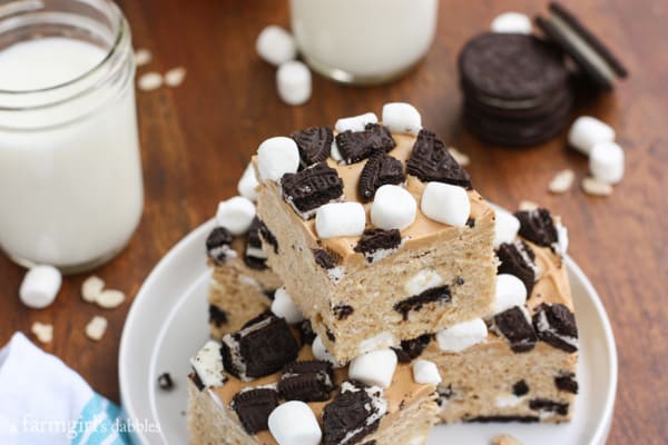Oreo Fluffernutter Rice Krispies Treats - A Farmgirl's Dabbles