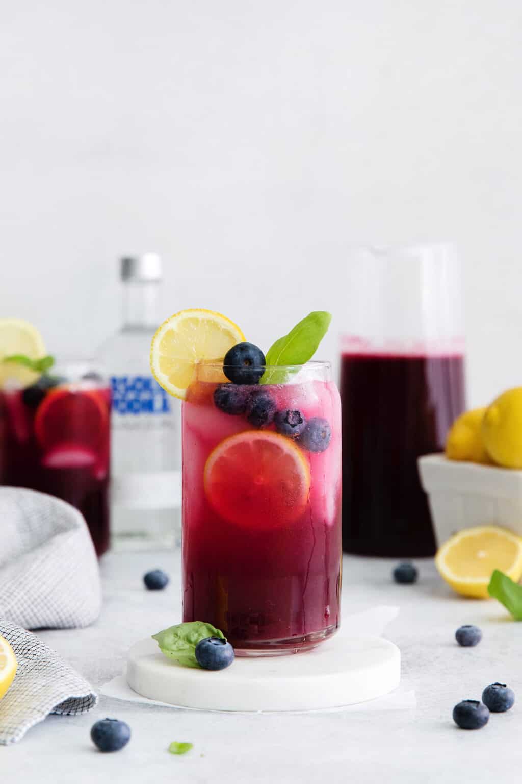 Refreshing Blueberry Basil Lemonade l A Farmgirl's Dabbles