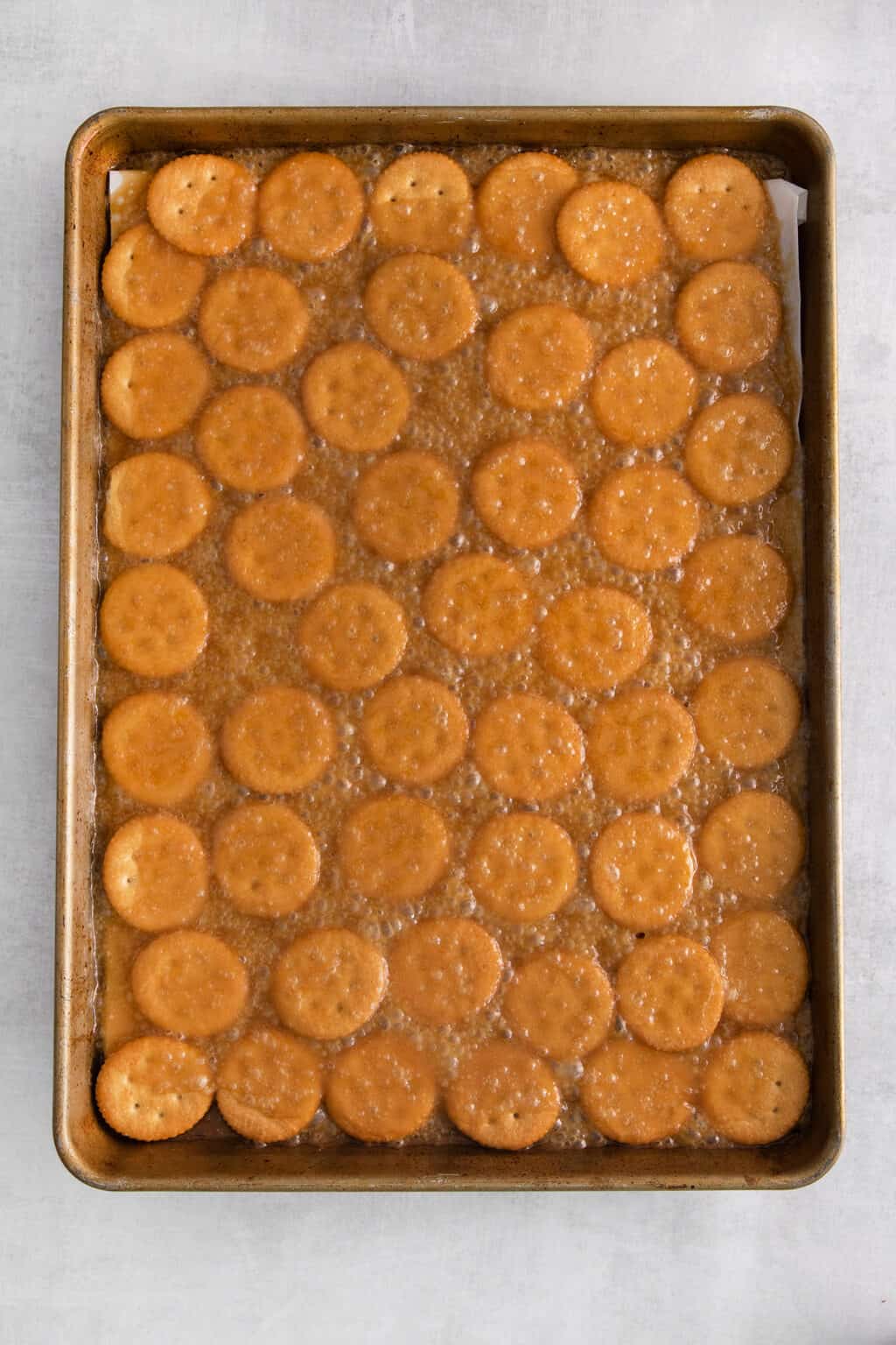 Ritz Cracker Toffee (Christmas Crack) l A Farmgirl's Dabbles