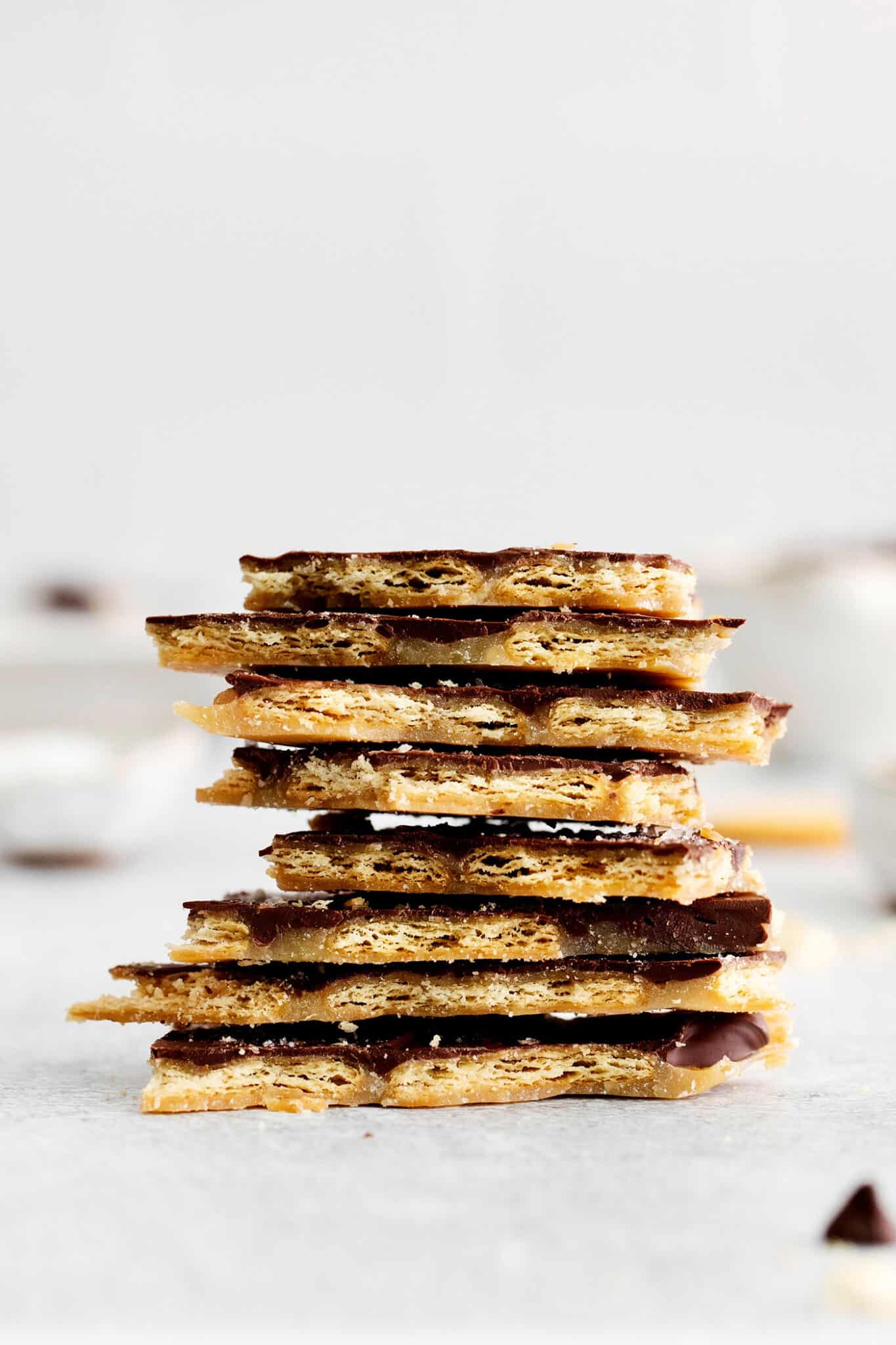 Ritz Cracker Toffee (Christmas Crack) l A Farmgirl's Dabbles
