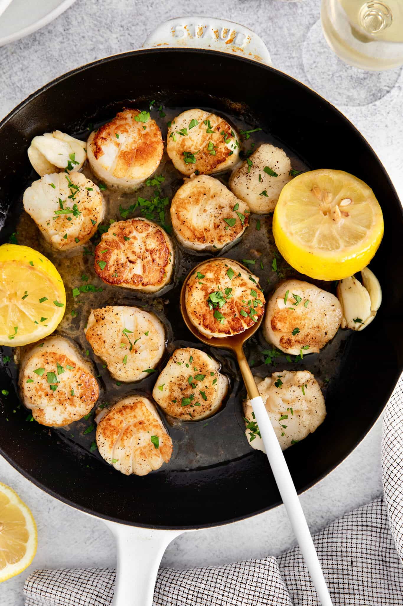 The Best Pan Seared Scallops l A Farmgirl's Dabbles