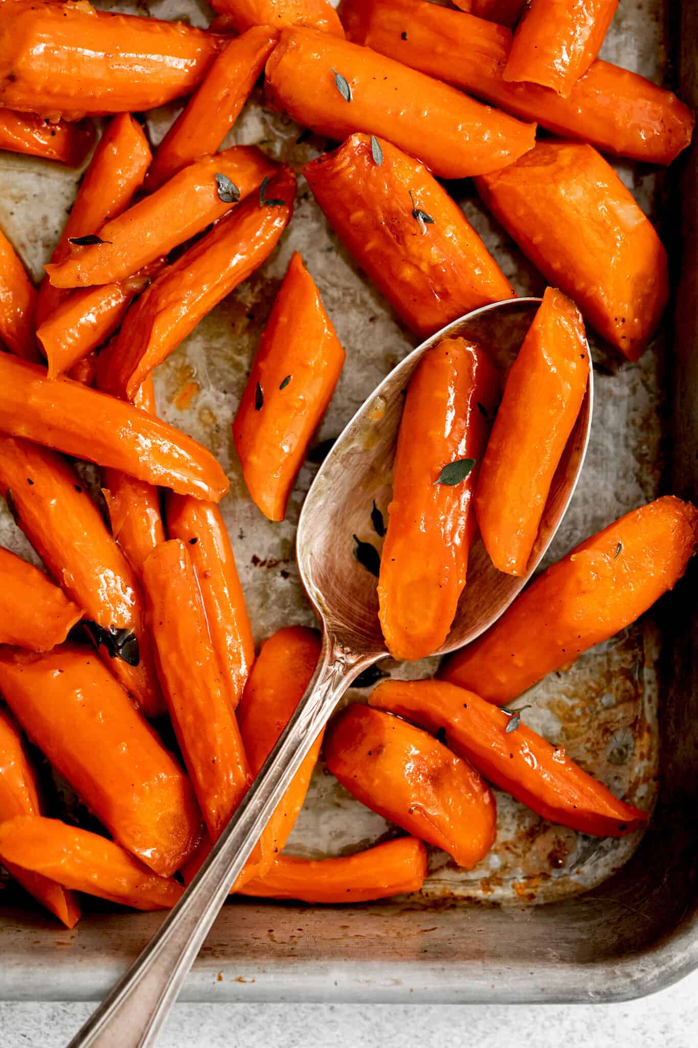 Easy Honey Garlic Carrots l A Farmgirl's Dabbles