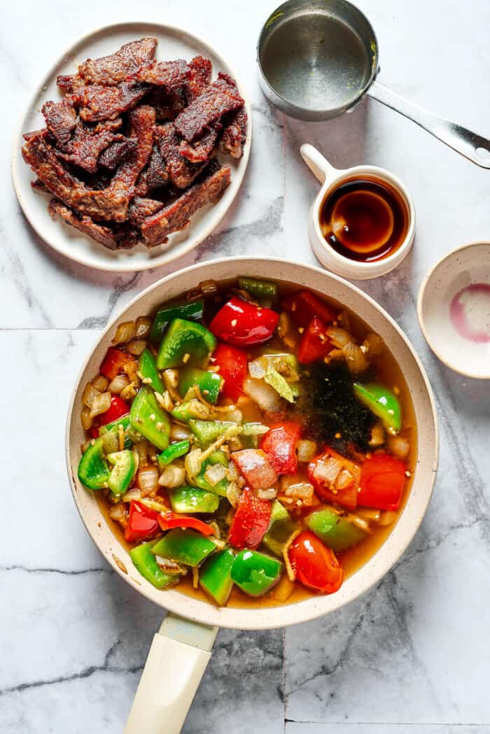Easy Hunan Beef (Better Than Takeout!) l a farmgirl's dabbles