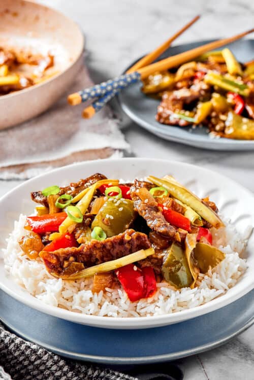 Easy Hunan Beef (Better Than Takeout!) l a farmgirl's dabbles