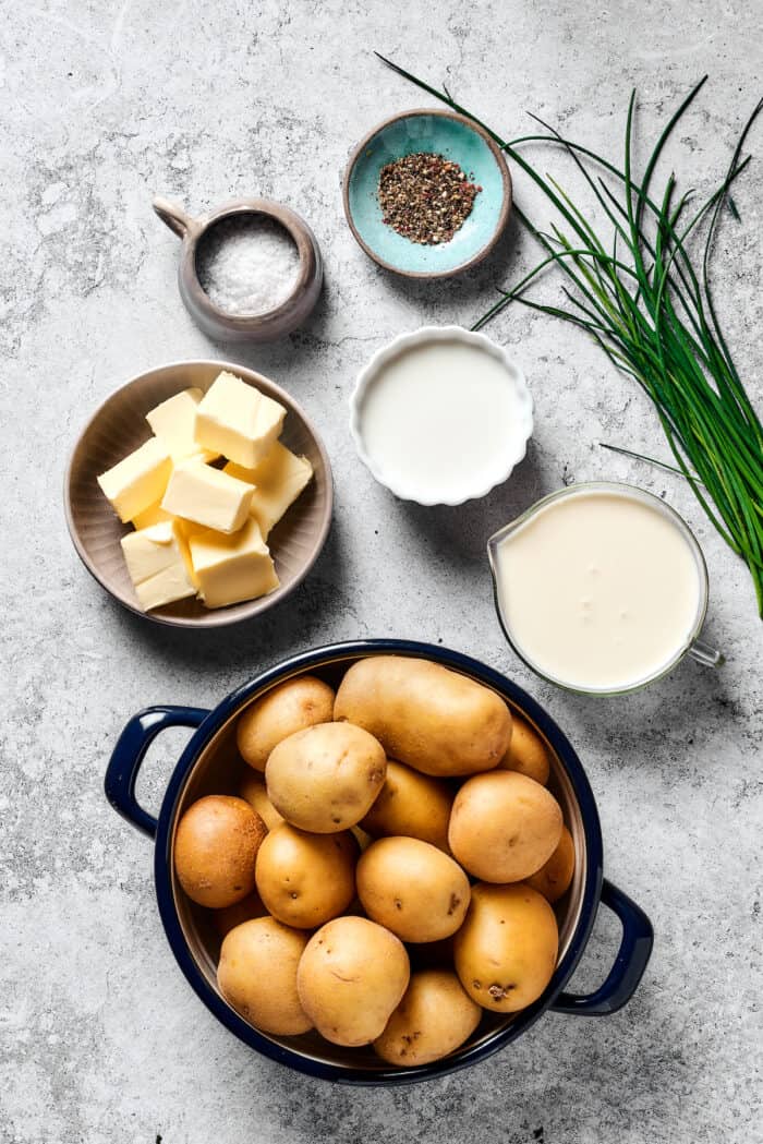 Easy Buttermilk Mashed Potatoes l a farmgirl's dabbles
