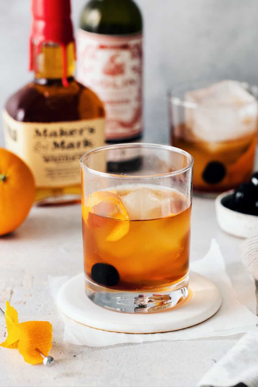 Classic Manhattan Cocktail Recipe l A Farmgirl's Dabbles