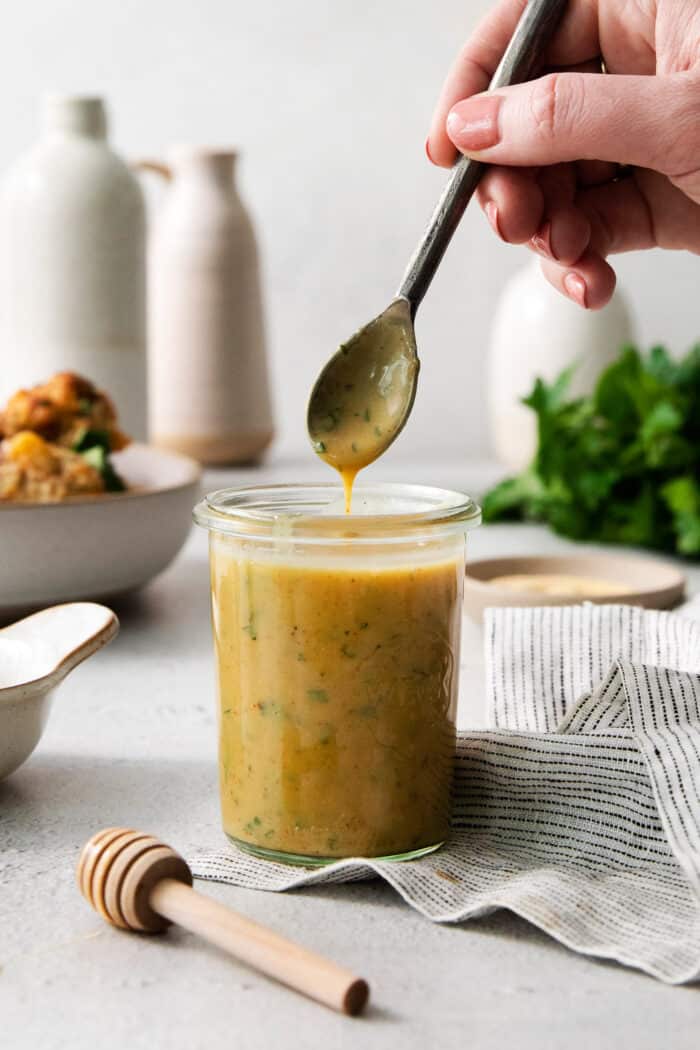 Easy Honey Mustard Dipping Sauce | A Farmgirl's Dabbles