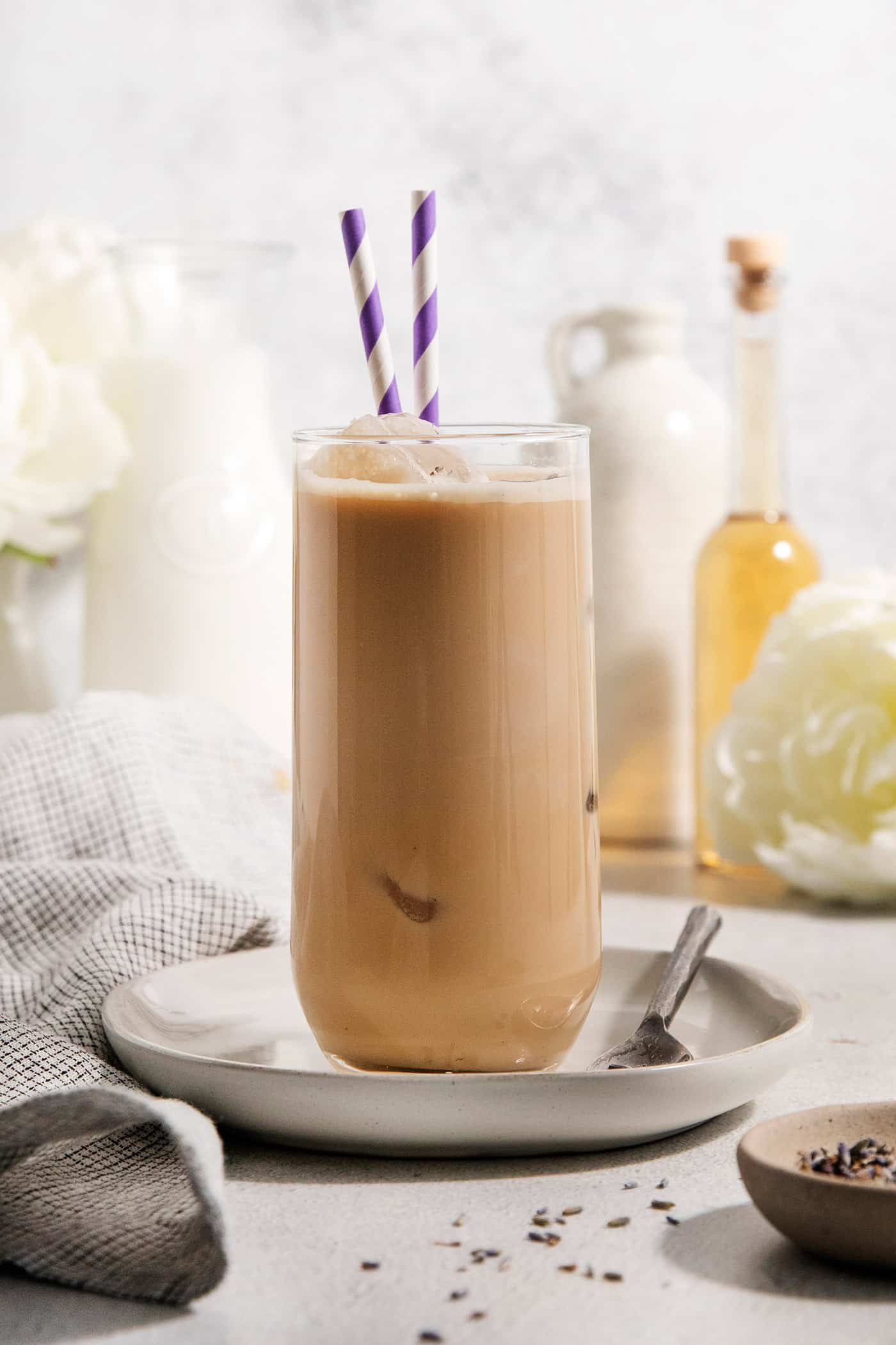 Lavender Latte Recipe (Only 3 ingredients!)
