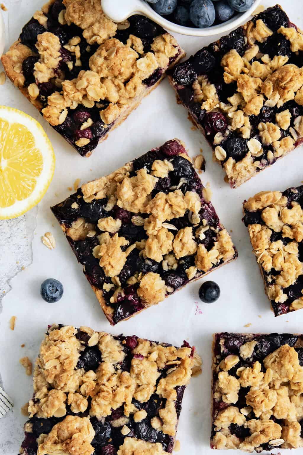 Blueberry Crumble Bars (15 Minutes Hands-On Time!)
