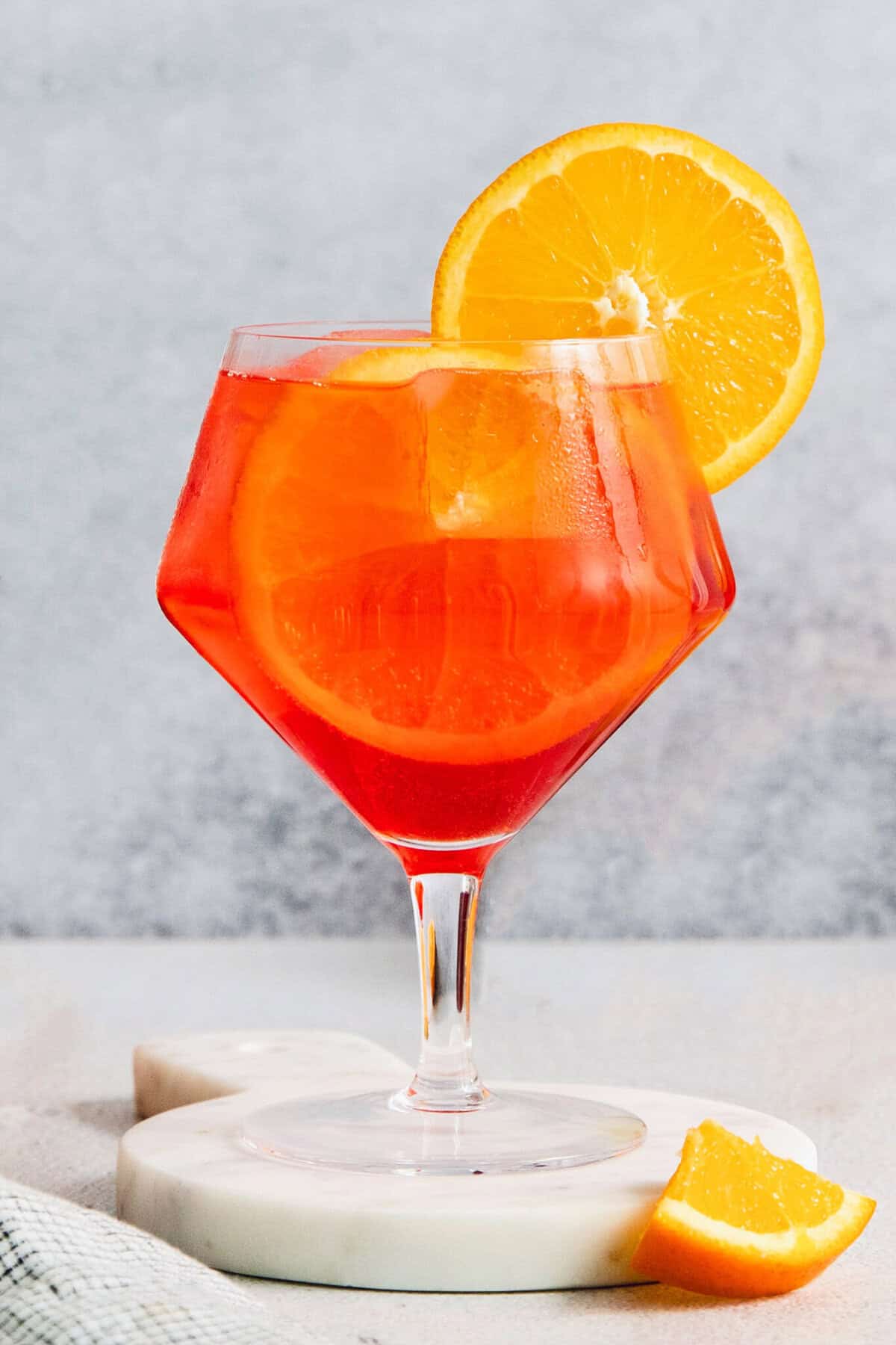 Campari Spritz (3 Ingredients, Ready in 5 Minutes!)