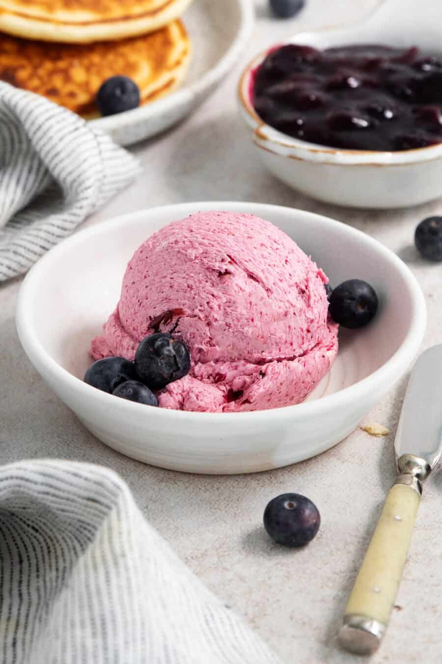 Blueberry Butter (Creamy & Fluffy!)