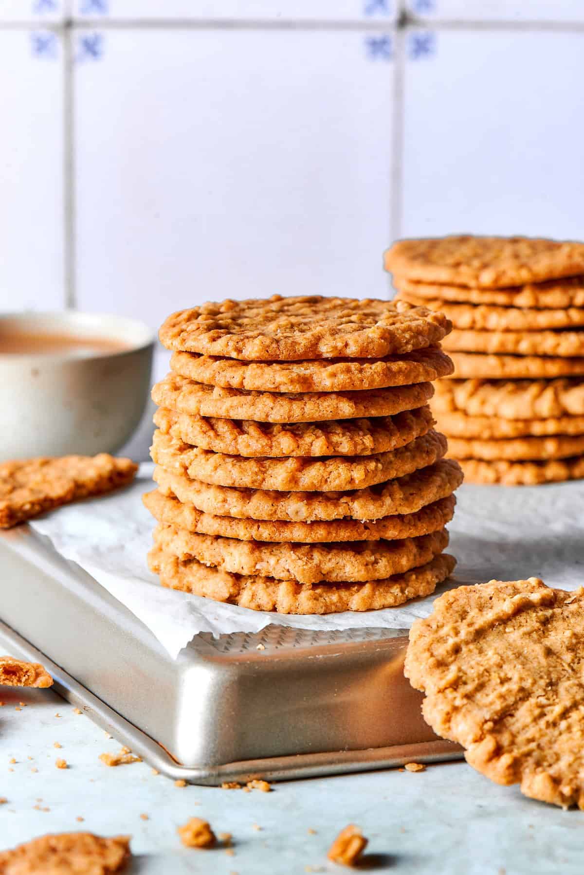 Crispy Oat Cookies | A Farmgirl's Dabbles
